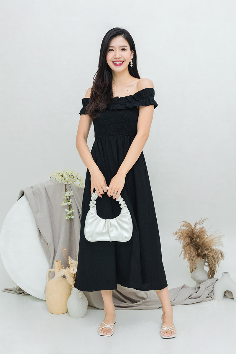 Poised Lady Ruffled Dress in Black | FlymetoParis